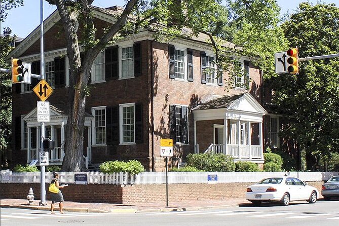 Richmond Downtown Walking Tour - What Makes This Tour Stand Out