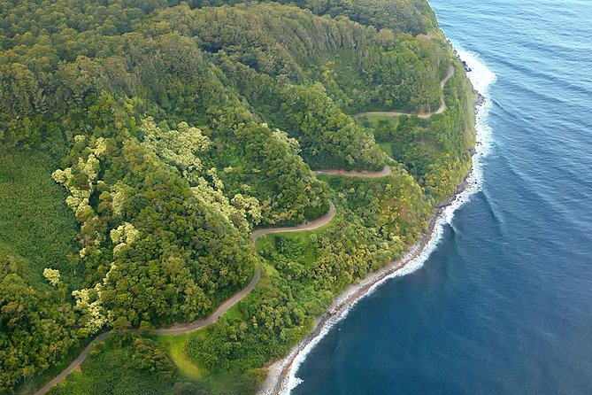Road to Hana Adventure Maui Tour with Lunch - The Guides & Personal Touches
