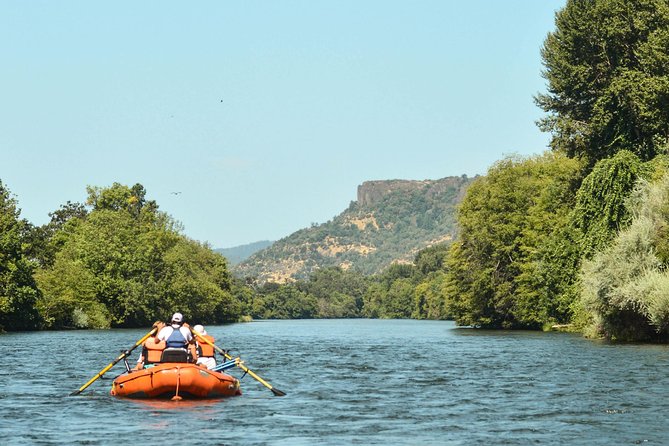 Rogue River Family Float & Discovery Park-Rafting and Kayaking - The Guides and the Experience