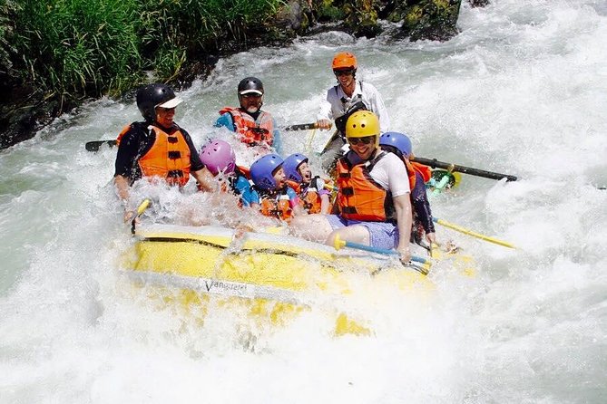 Rogue River Whitewater Rafting- Mid Day - The Experience: An Authentic Look at the Rogue River