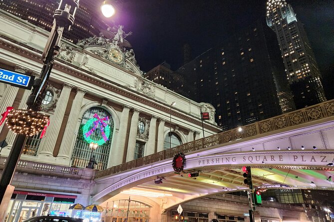 Romantic Christmas Mystery of a Lost Lover in NYC - Who Should Consider This Tour?