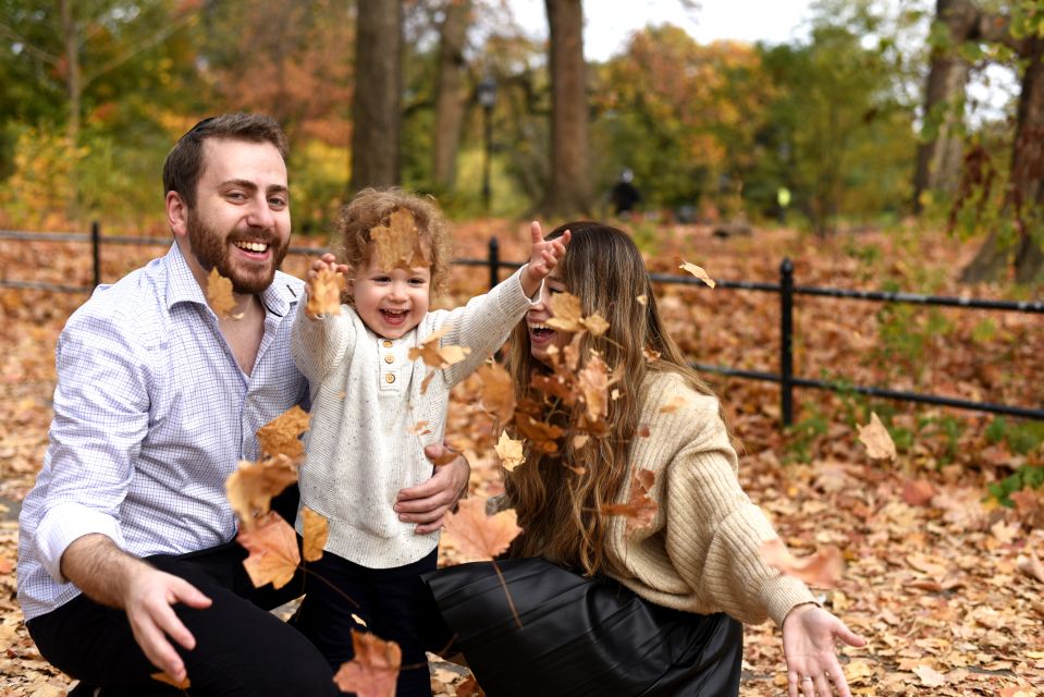 Romantic Photoshoot Experience for Couples in New York - How the Locations Add to Your Photos