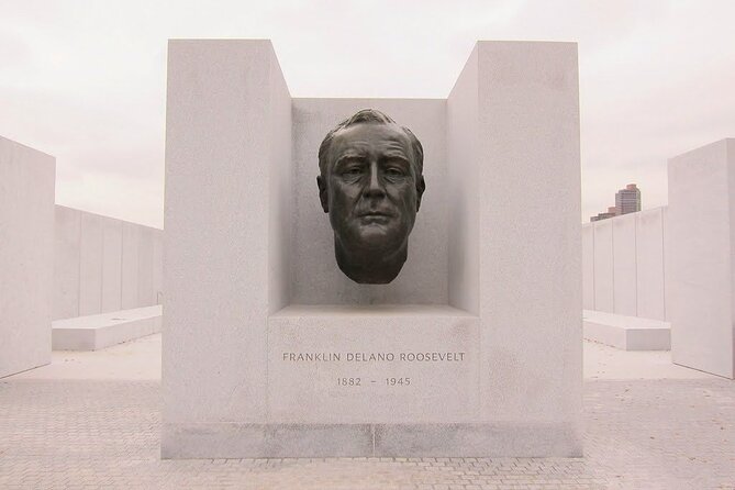 Roosevelt Island: A Self-Guided Audio Tour - Detailed Breakdown of the Itinerary