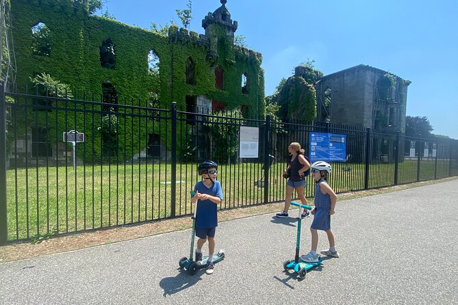 Roosevelt Island: A Self-Guided Audio Tour - FAQ