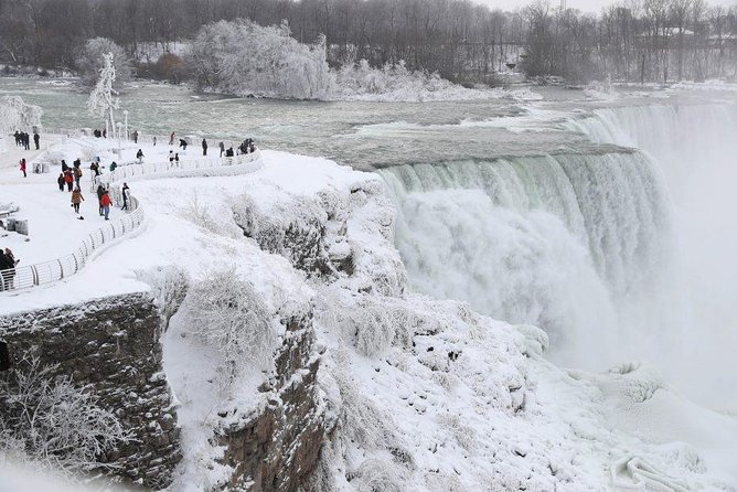 Round-Trip Private-Safe Transfer Between Buffalo Airport & Niagara Falls Canada - The Sum Up