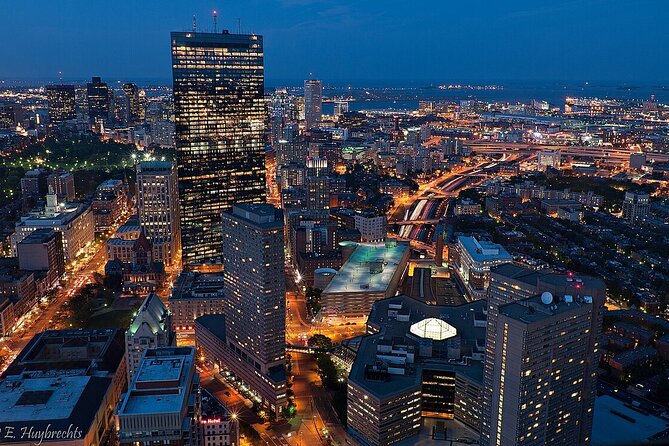 Round Trip Private Transfer Boston Airport BOS to Boston Downtown - The Experience: What to Expect