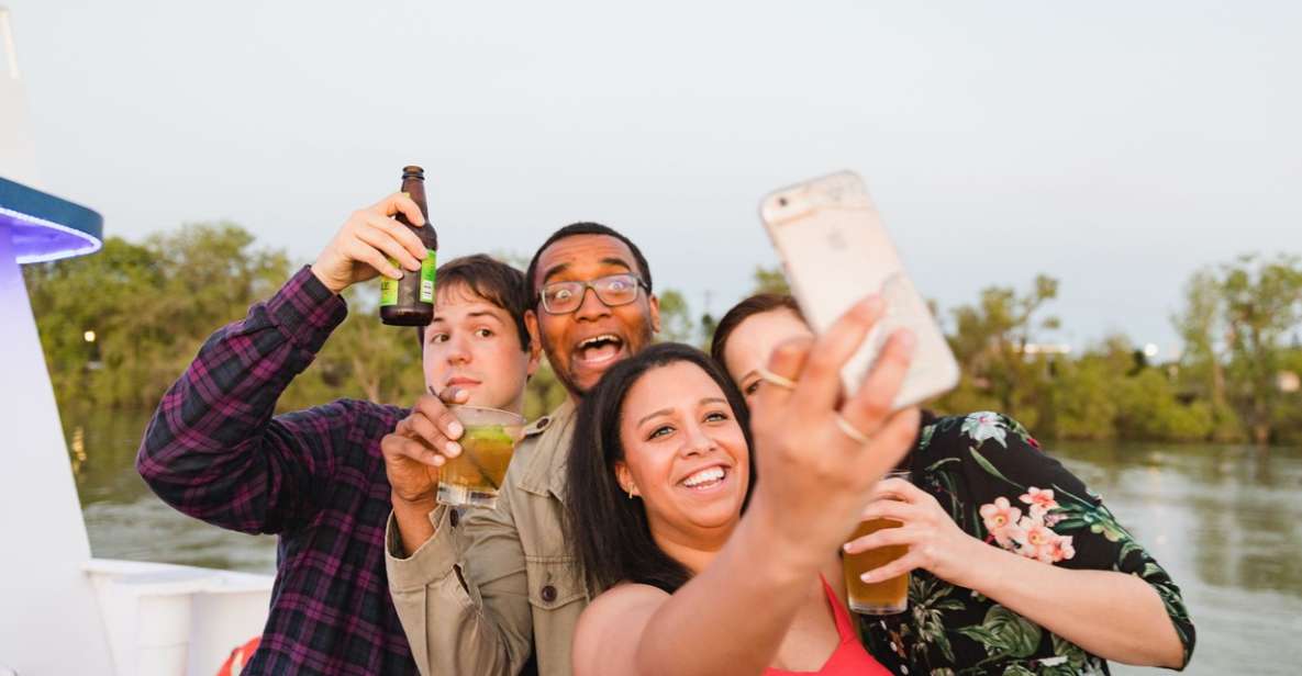 Sacramento: City Cruises Rock The Yacht River Cruise - Atmosphere and Experience Quality