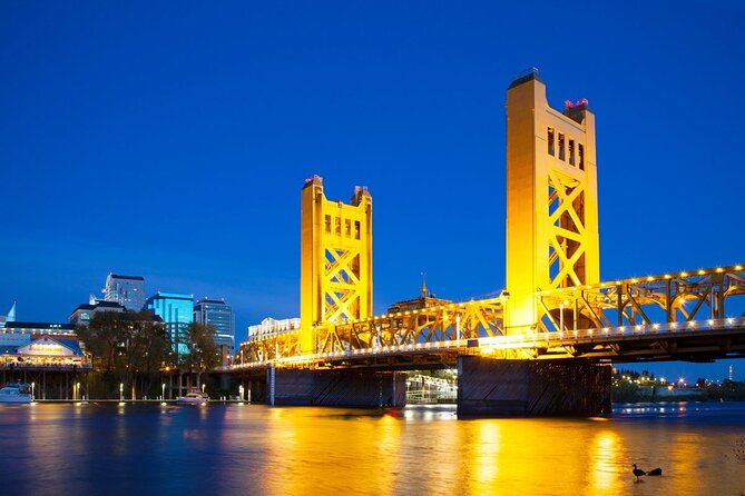 Sacramento New Years Eve Rock the Yacht Cruise - Detailed Breakdown of the Itinerary