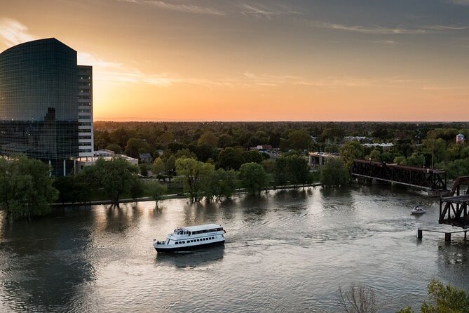 Sacramento New Year's Eve Sights and Sips Cruise - Who Is This Tour Best For?