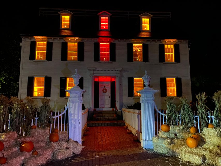 Salem, MA: History and Hauntings Guided Walking Tour - Who Will Love This Tour?