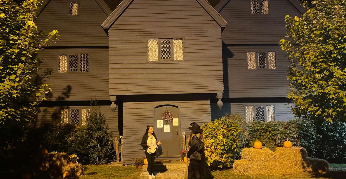 Salem: Psychic Bewitched Tour With Tarot Reading - The Itinerary Breakdown: Walking Through Salem’s Witching Hours