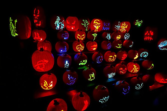Salem's only Jack - O' - Lantern Festival - Who Is This Tour Best For?