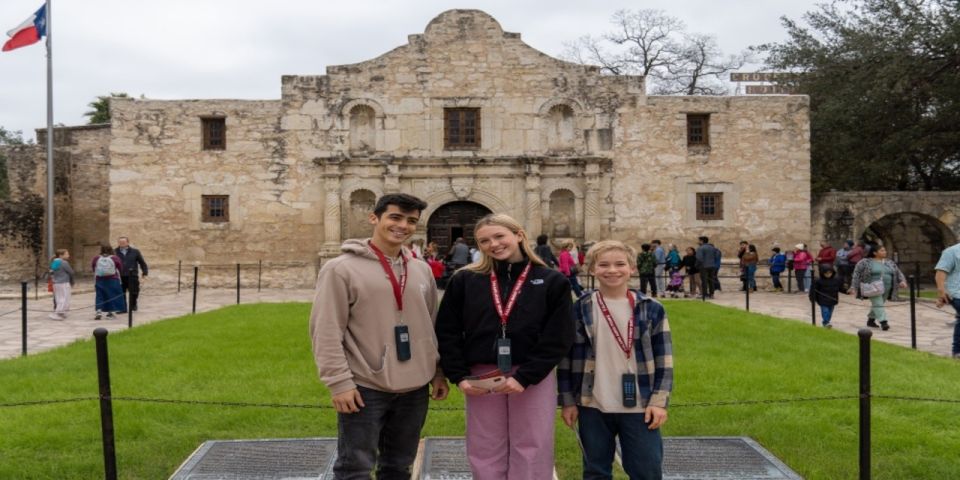San Antonio: Guided Walking Tour with Boat Cruise - Key Points