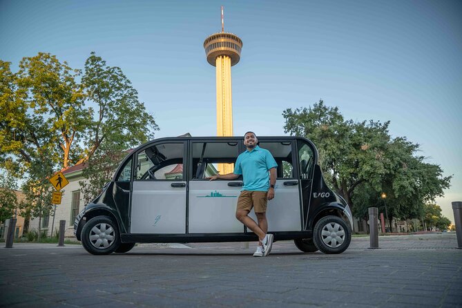San Antonio Night Sightseeing Tour+Riverwalk Boat Cruise & Tower - Key Points