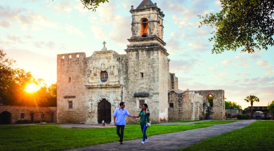 San Antonio: Small Group Tour w/ Alamo, Tower & River Cruise - FAQ