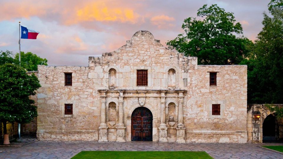 San Antonio: The Alamo Exhibit Entry Ticket - The Experience: A Closer Look