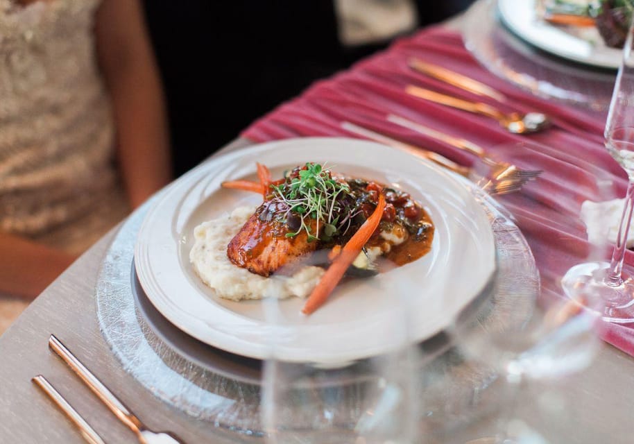 San Diego: Buffet Dinner Cruise with Drinks - Who Would Love This Experience?