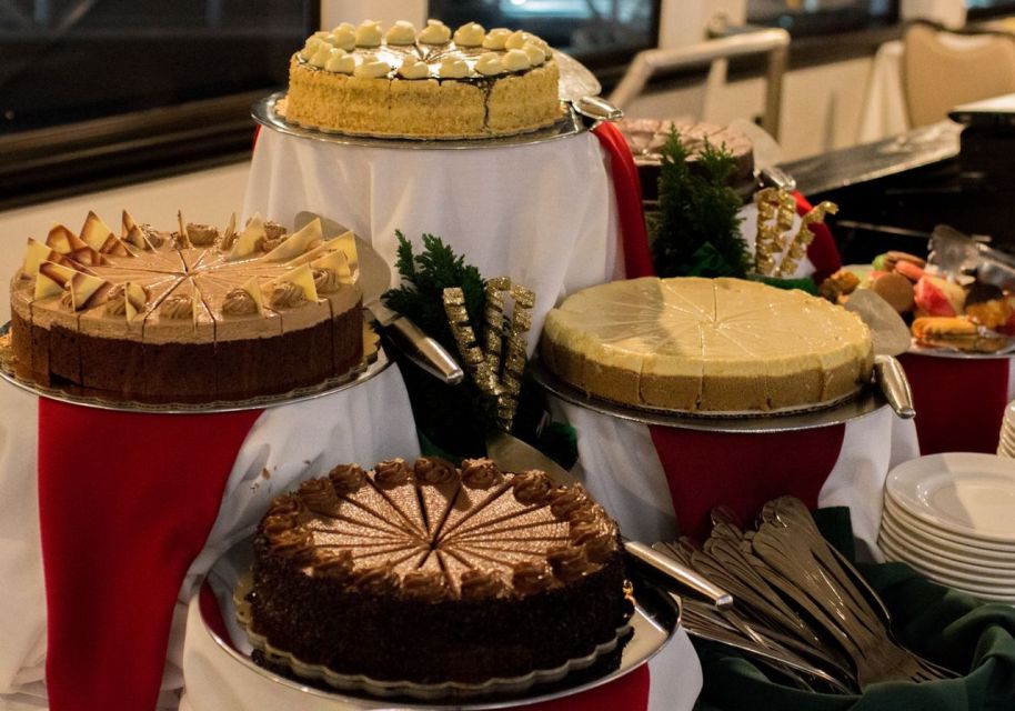 San Diego: Christmas Day Buffet Brunch or Dinner Cruise - FAQ