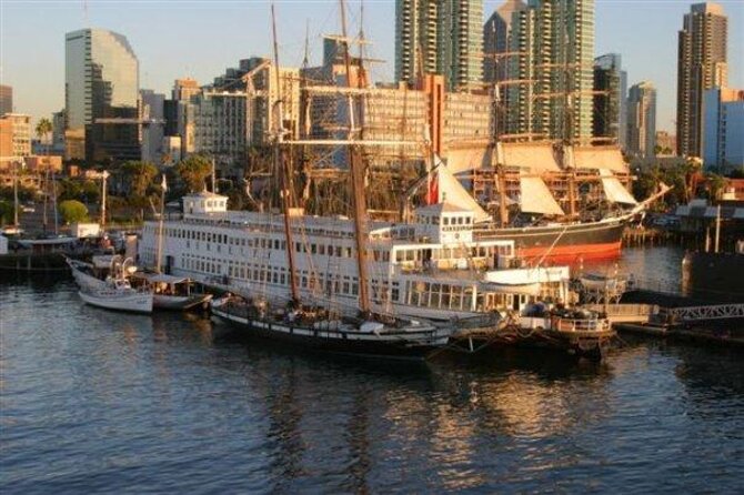 San Diego Embarcadero Waterfront Ghost Tour - San Diego Embarcadero Waterfront Ghost Tour Review