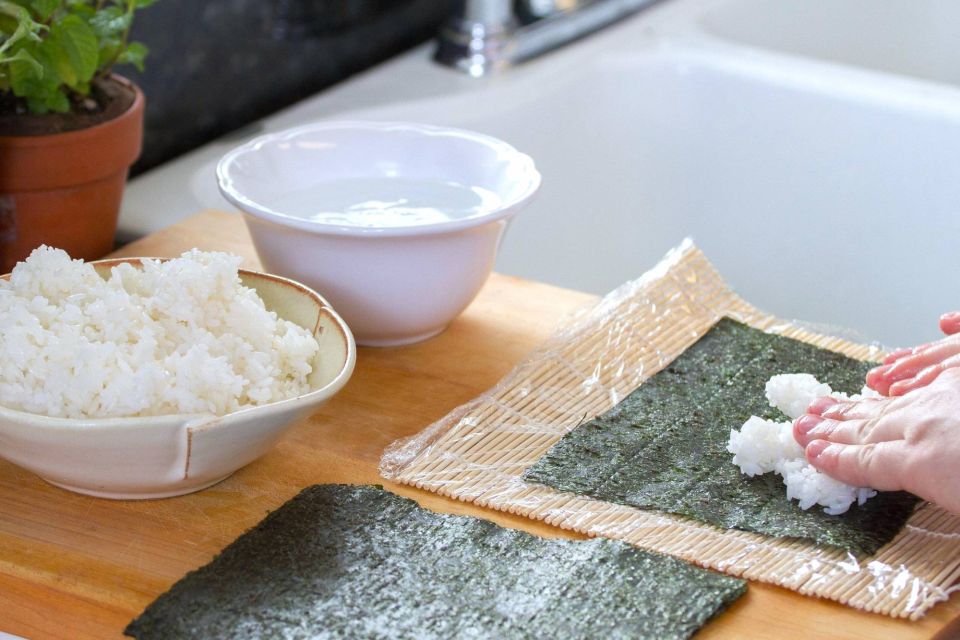 San Diego: Sushi Making Class at a Local Wine Bar - Why This Experience Works