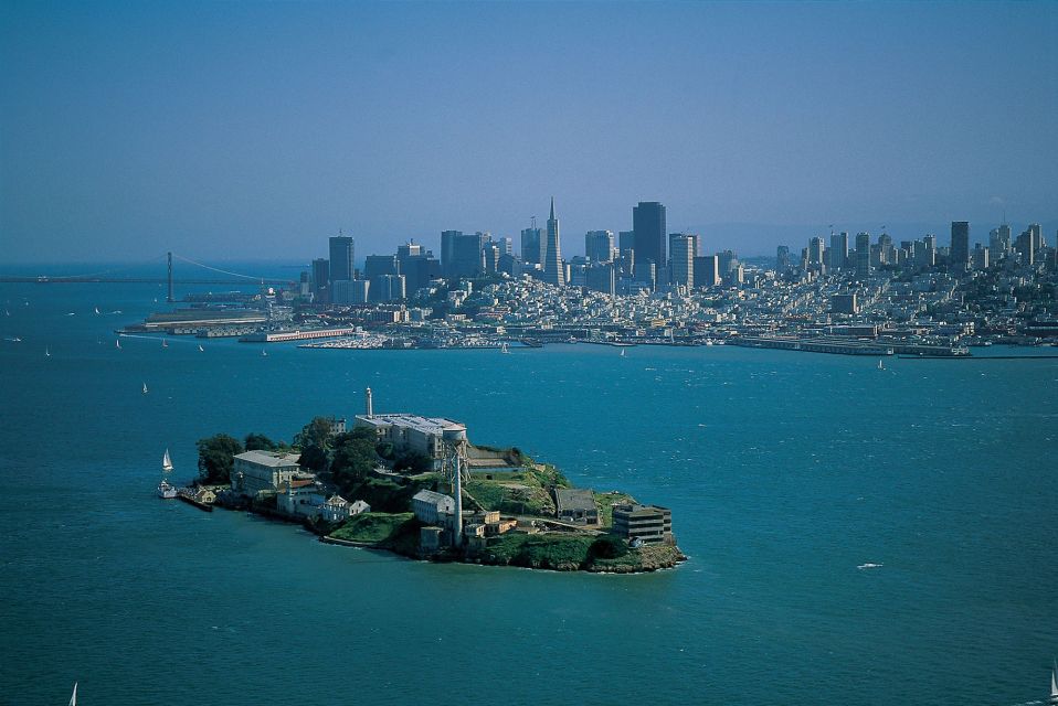 San Francisco: 2 Day Hop-On Hop-Off 20-Stop Deluxe Bus Tour - A Practical Look at the Tour Itself