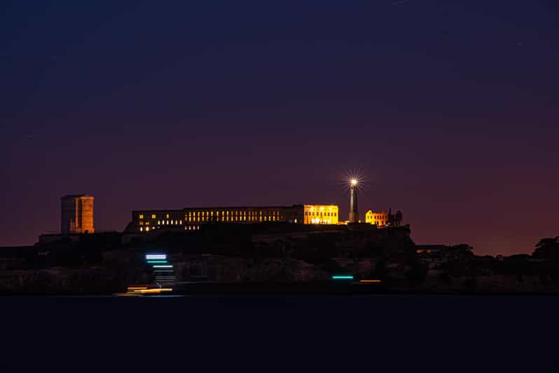 San Francisco: Alcatraz Night Tour with SF Bay Cruise - The Eerie Vibe and Unique Atmosphere