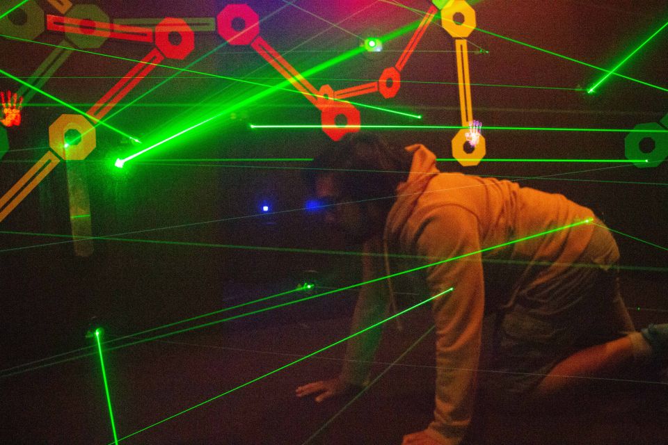 San Francisco: Flyer Theater, 7D Ride & Laser Maze Combo - Exploring the Attractions