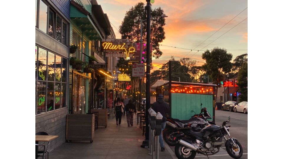 San Francisco: True Crime Tales from the Haight - The Experience: What to Expect