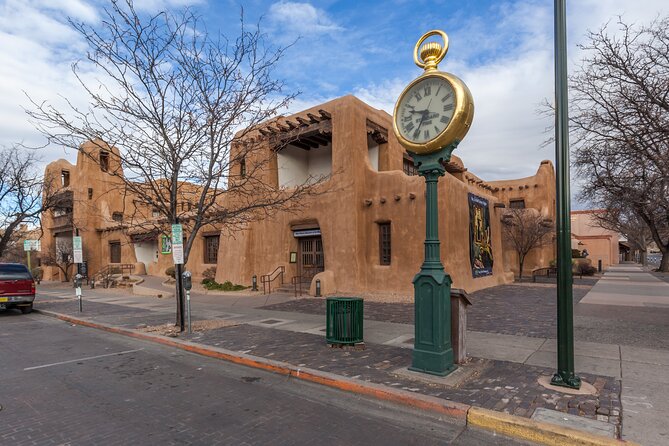 Santa Fe Historic Downtown Smart Phone Audio App Self Guided GPS Walking Tour - Who Is This Tour Best For?