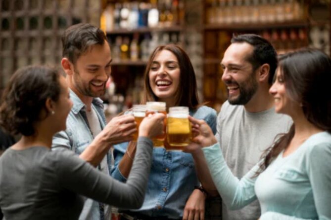 Santa Monica Bar & Club Crawl - Exploring the Santa Monica Bar & Club Crawl in Detail