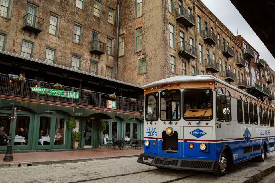 Savannah: 1.5-Hour Guided Trolley Tour with Shuttle Service - The Experience: What to Expect on the Savannah Trolley Tour
