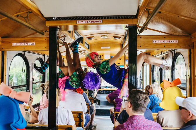 "Savannah for Morons" Comedy Trolley Tour - The Guides and Their Impact