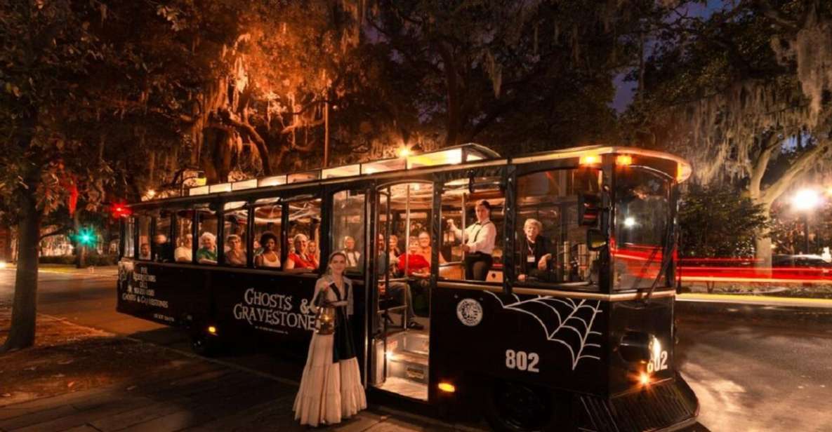 Savannah: Ghosts and Gravestones Tour with Low House Entry - The Atmosphere and Guide Quality