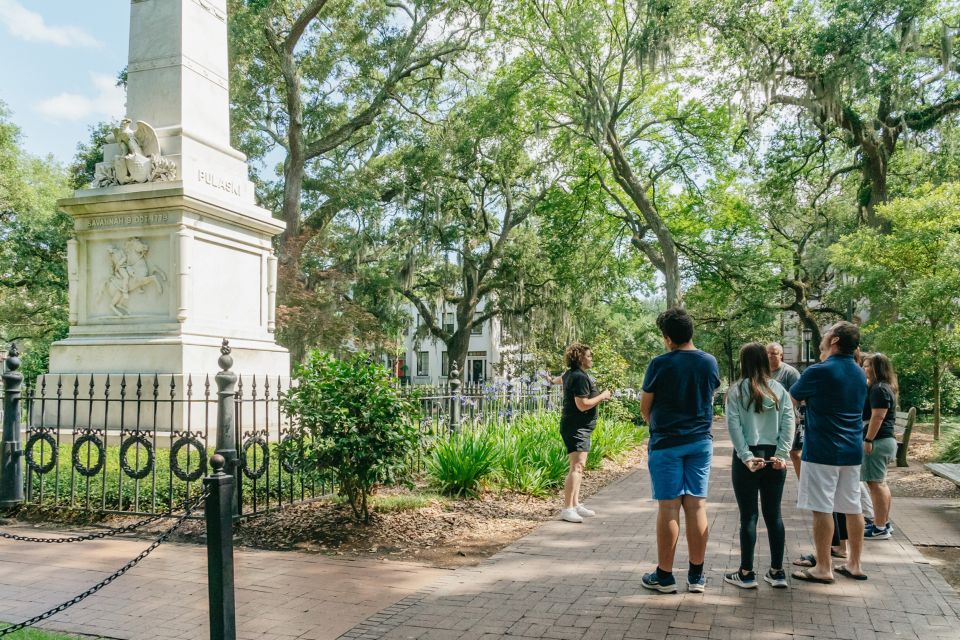 Savannah: Ghosts, Asylums, Voodoo, and Horror Walking Tour - The Experience: What to Expect on the Tour