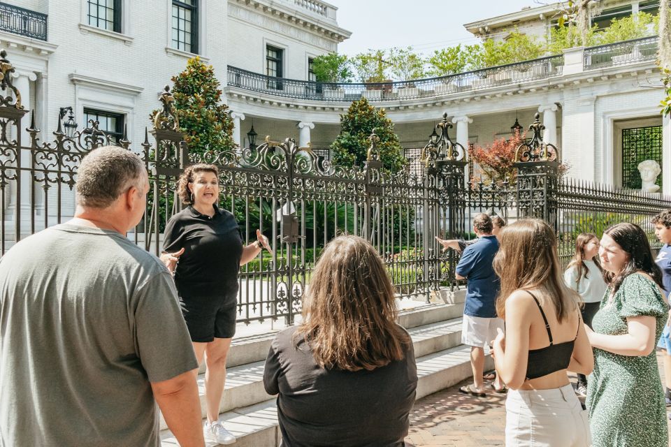 Savannah: Ghosts, Asylums, Voodoo, and Horror Walking Tour - What Makes This Tour Stand Out