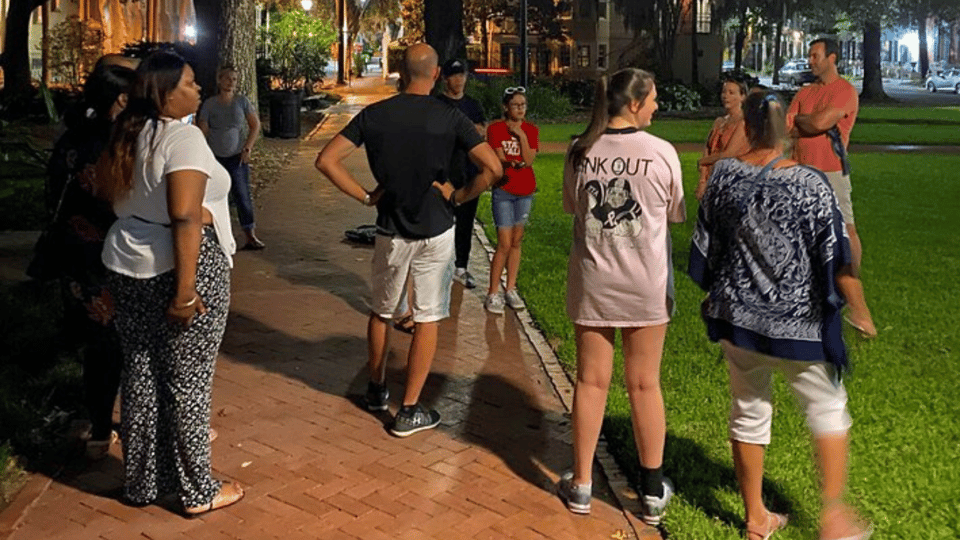 Savannah Haunted Pub Crawl-Walking Tour Historic District - Who Would Love This Tour?