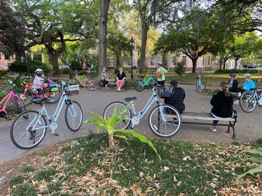 Savannah: Historic District Guided Bike Tour - Key Points