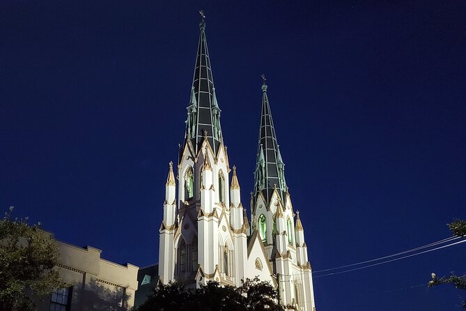 Savannah History and Haunts Candlelit Ghost Walking Tour - Who Will Love This Tour?