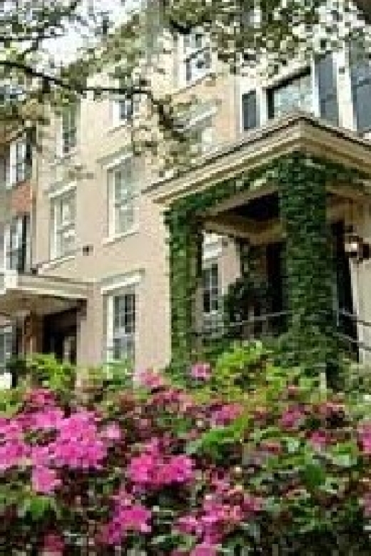 Savannah: History and Southern Hospitality Homes Walk - Key Points