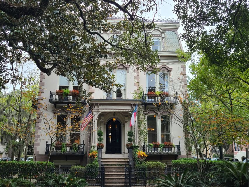 Savannah: Old Town Hop-On Hop-Off Trolley Tour - Why This Tour Works for Different Travelers