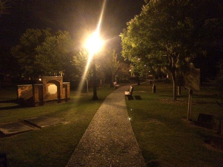 Savannah: Pub Crawl and Ghost Tour - A Closer Look at the Savannah Pub Crawl and Ghost Tour