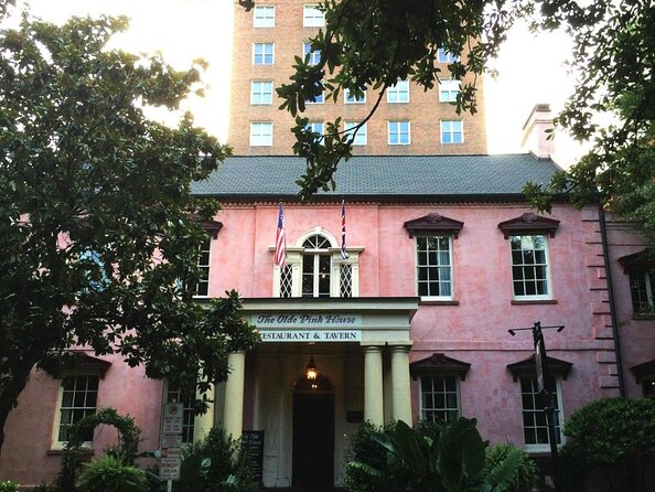 Savannah Strangled not Stirred Pub Crawl - What to Expect from the Tour