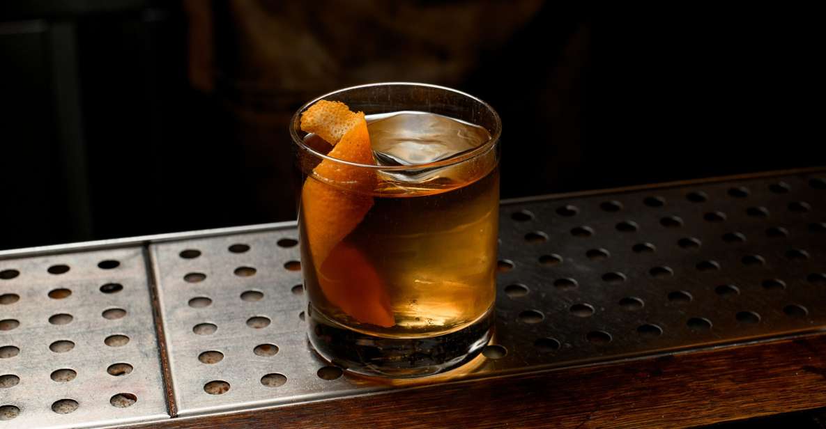 Savannah: True Crime Pub Crawl - Authentic Experiences & Highlights