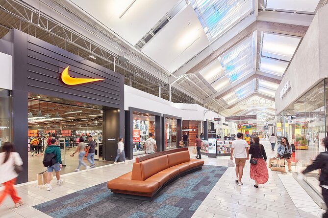 Sawgrass Mall Outlet Private Luxury Transfer - FAQ