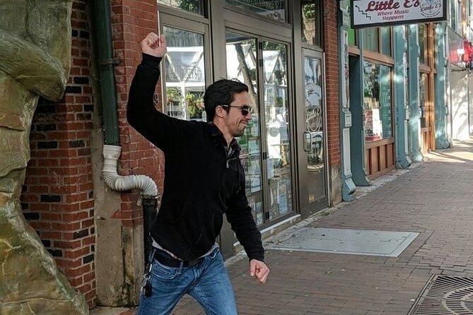 Scavenger Hunt Adventure in Lexington by Crazy Dash - Exploring the Crazy Dash Experience