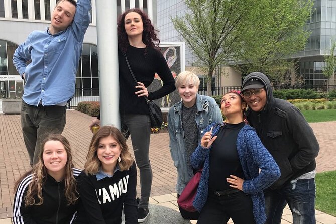 Scavenger Hunt in Columbia by Crazy Dash - Who Would Love This Experience?