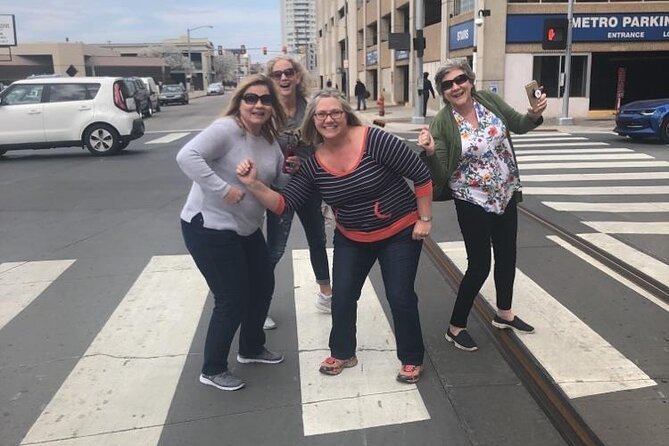 Scavenger Hunt in Fort Myers by Crazy Dash - Discovering Fort Myers with Crazy Dash