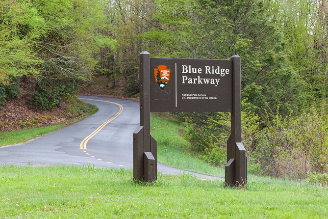 Scenic Blue Ridge Parkway Self-Guided Driving Audio Tour - Exploring the Itinerary in Detail