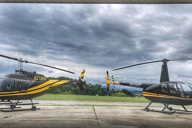 Scenic Helicopter Tour of Wears Valley, Tennessee - An In-Depth Look at the Scenic Helicopter Tour Experience