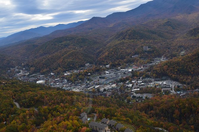 Scenic Helicopter Tour of Wears Valley, Tennessee - The Sum Up